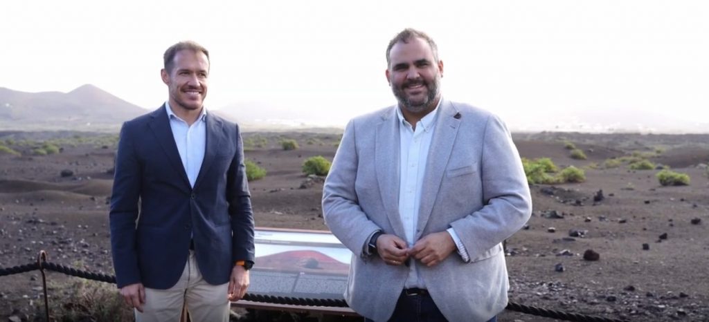 Mariano Zapata y Samuel Martín supervisan la restauración de los conos ...